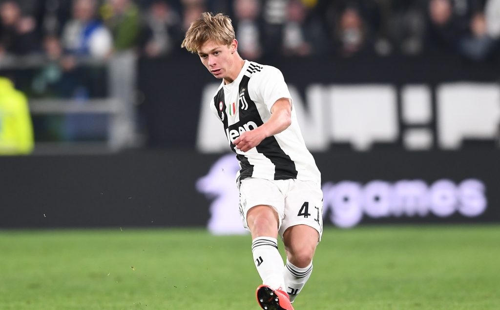 UFFICIALE - Next Gen, Nicolussi Caviglia rinnova con la Juve UFFICIALE - Next Gen, Nicolussi Caviglia rinnova con la Juve
